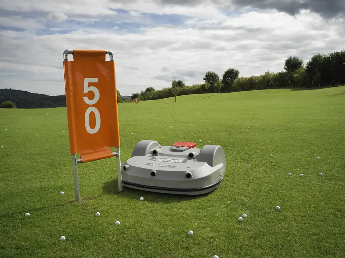 Robotic golf course mowers | EchoRobotics